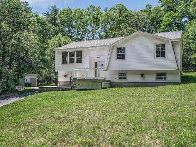 4 bedroom, Dracut MA 01826 104191391