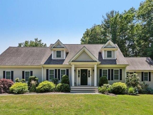 4 bedroom, Duxbury MA 02332 104789071