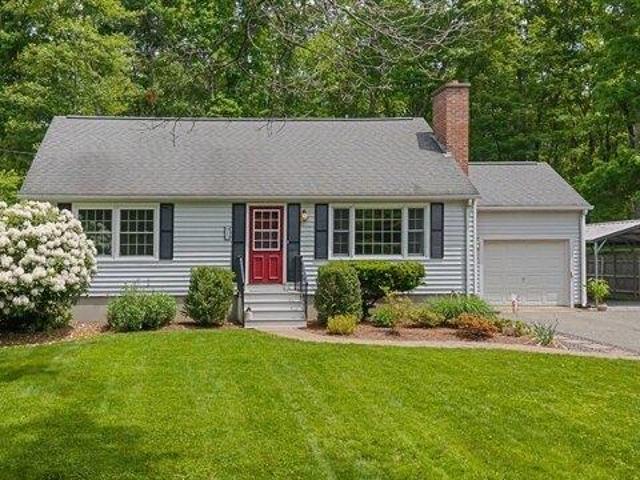4 bedroom, Dudley MA 01571 LS103036104