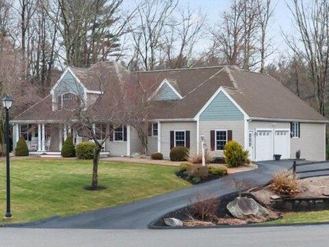 4 bedroom, Dudley MA 01571 102371172