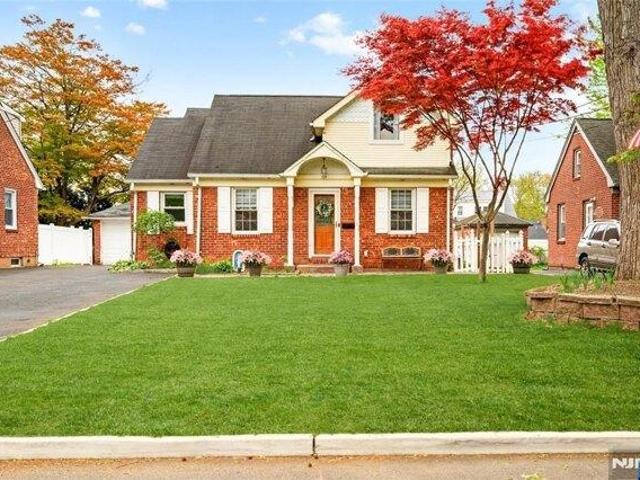 4 bedroom, Dumont NJ 07628 102346689