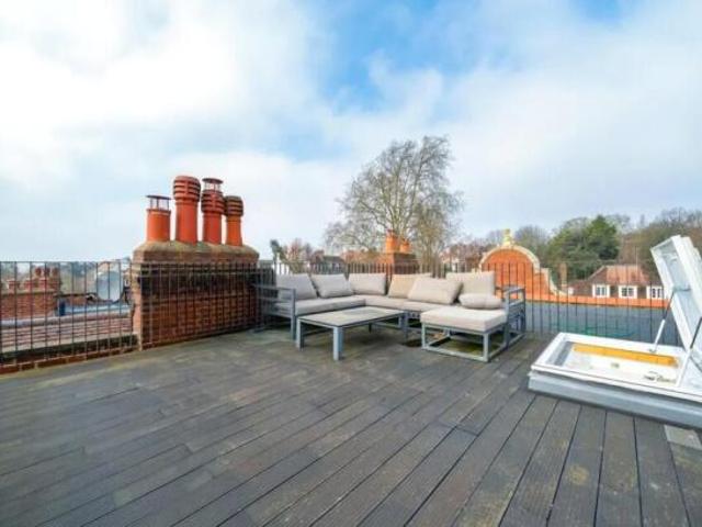 4 bedroom duplex for rent in Frognal Lane, Hampstead, London, NW3