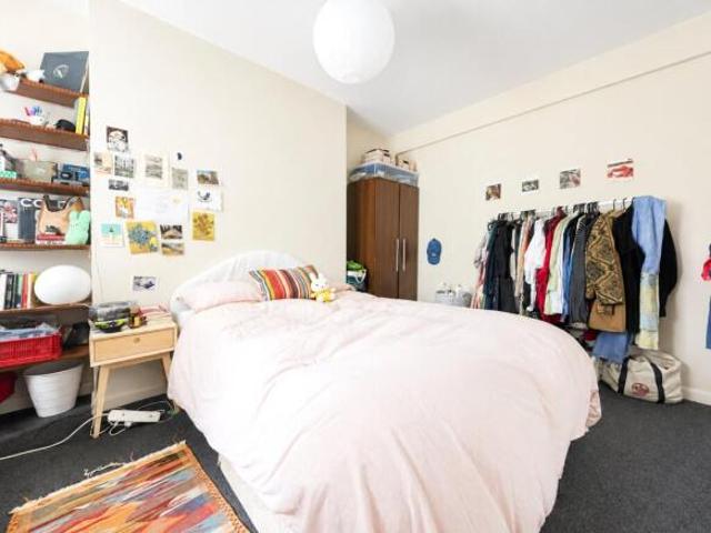 4 bedroom duplex for rent in Settles Street, London, E1