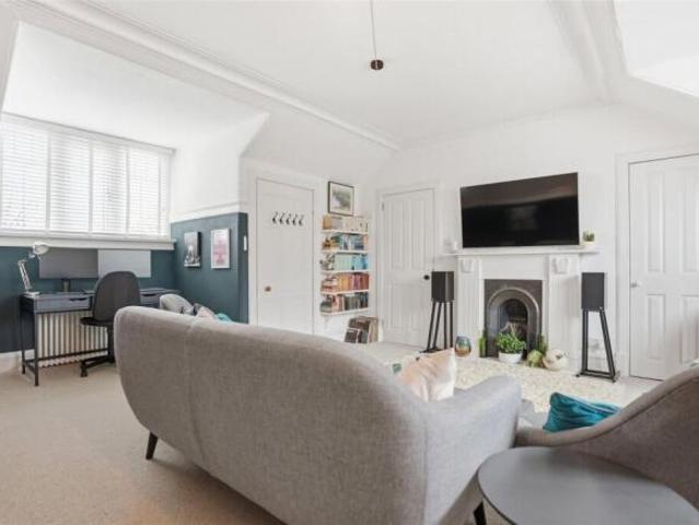 4 bedroom duplex for sale in Dalziel Drive, Glasgow, City, G41
