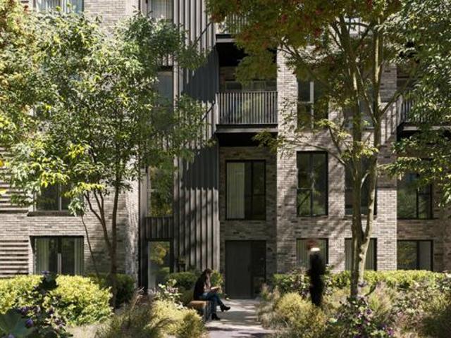 4 Bedroom Duplex For Sale In London