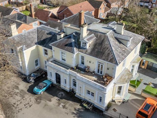 4 bedroom duplex for sale