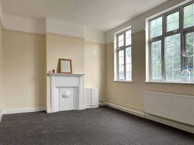 4 bedroom duplex to rent