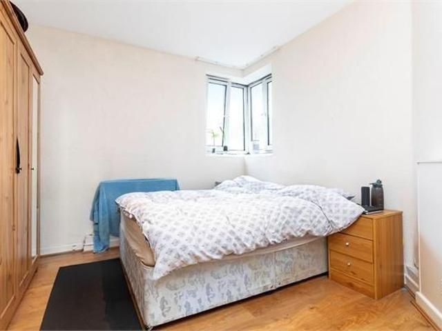 4 bedroom duplex to rent