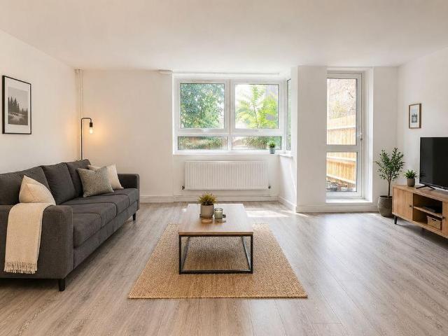 4 bedroom duplex to rent