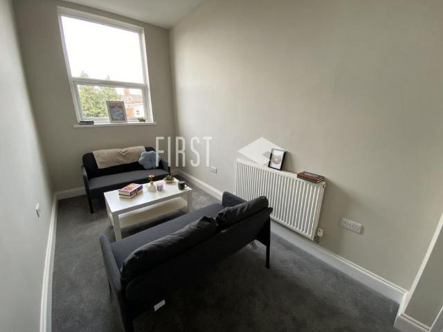 4 bedroom duplex to rent