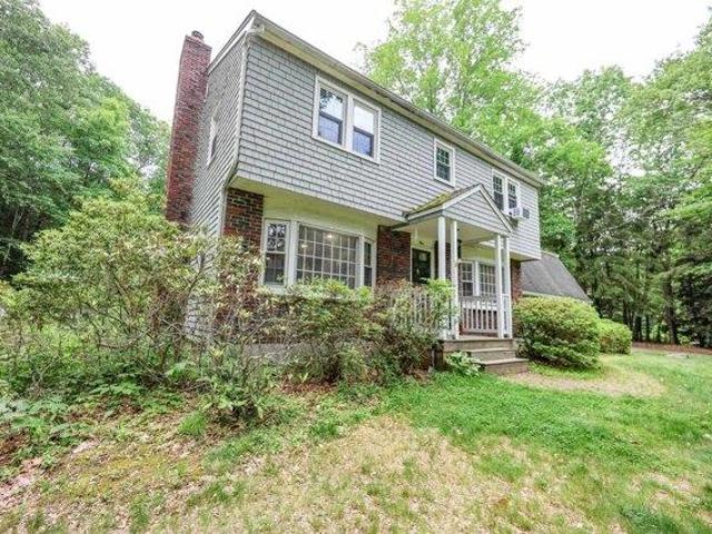 4 bedroom, Durham NH 03824 104075681