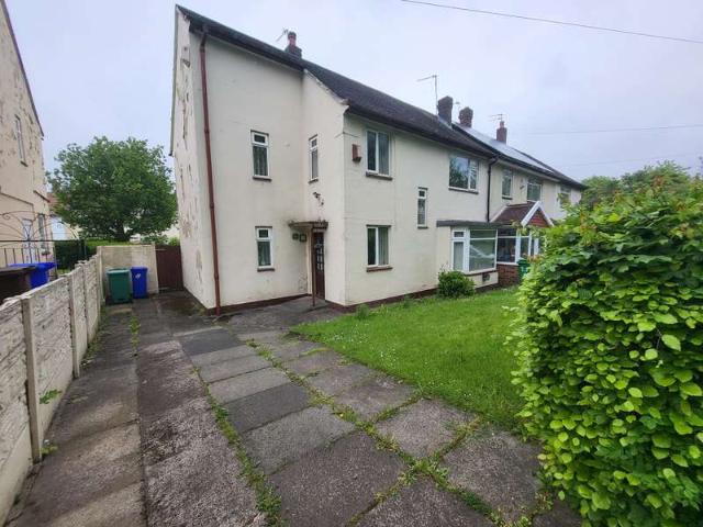 4 Bedroom End Of Terrace House
