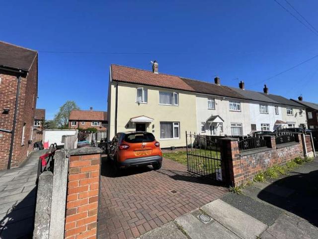 4 Bedroom End Of Terrace House