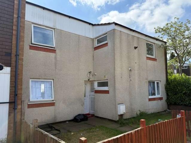 4 Bedroom End Of Terrace House