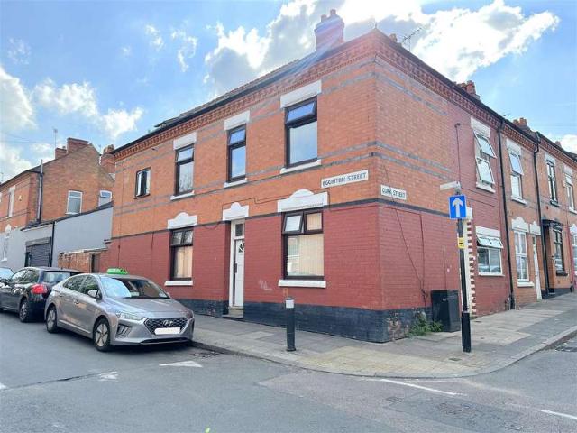 4 Bedroom End Of Terrace House