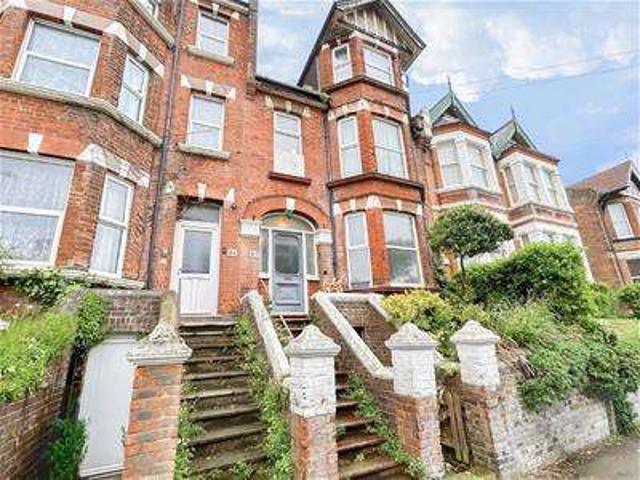 4 Bedroom End Of Terrace House