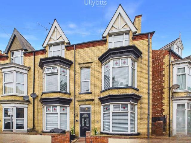 4 Bedroom End Of Terrace House