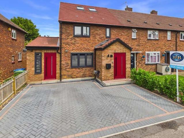 4 Bedroom End Of Terrace House