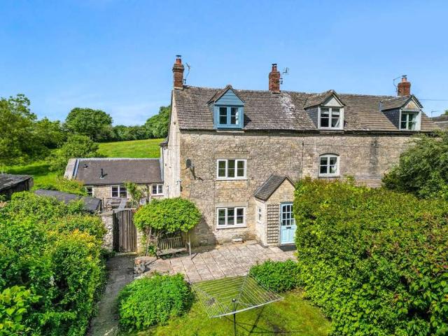 4 Bedroom End Of Terrace House