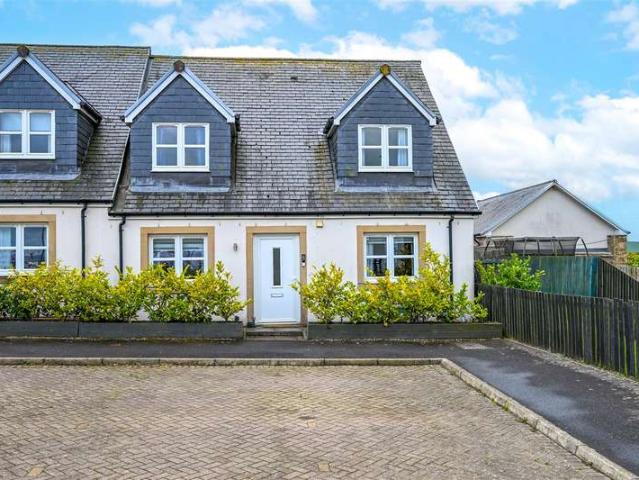4 Bedroom End Of Terrace House