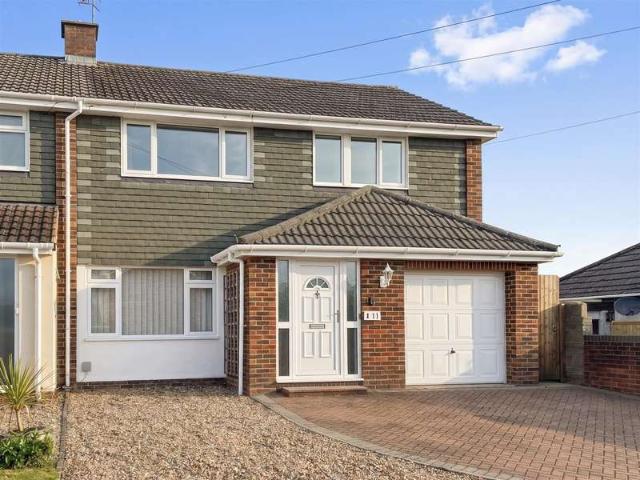 4 Bedroom End Of Terrace House