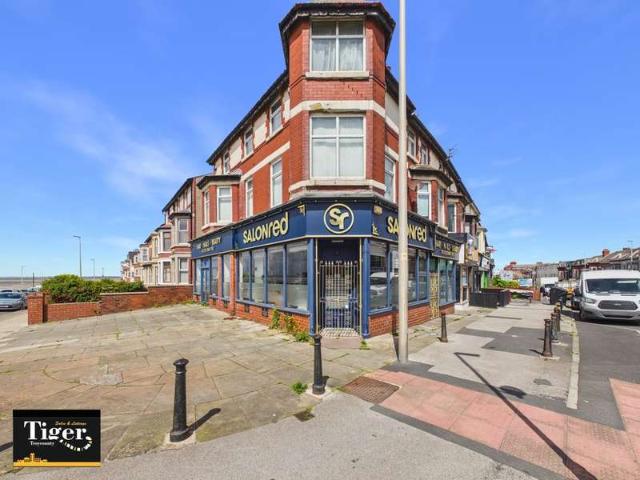 4 Bedroom End Of Terrace House