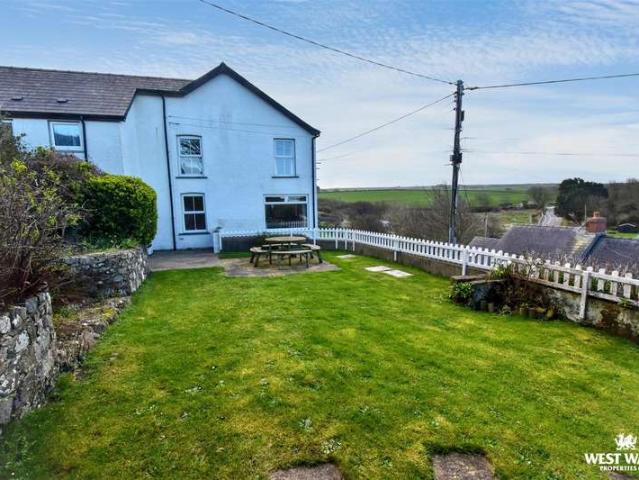 4 Bedroom End Of Terrace House
