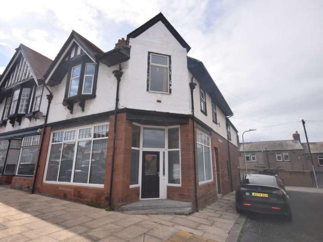4 Bedroom End Of Terrace House