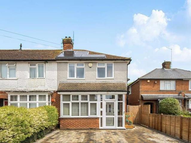 4 Bedroom End Of Terrace House