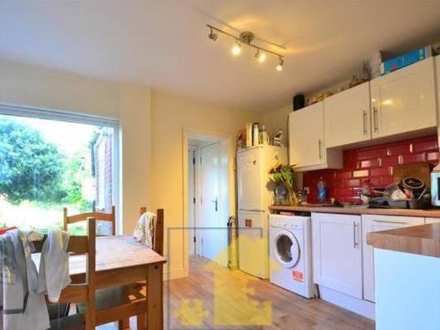 4 bedroom end of terrace house for rent in 2023 2024 ACADEMIC YEAR 4 Double Bedroom Student House G