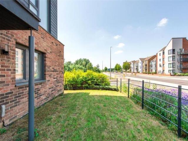 4 bedroom end of terrace house for rent in Countess Way, Broughton, Milton Keynes, Buckinghamshire, MK10