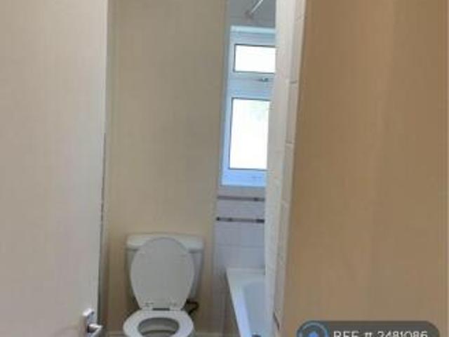 4 bedroom end of terrace house for rent in Cromwell Road, Winchester, SO22