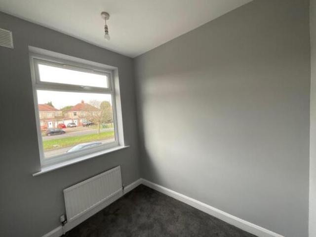 4 bedroom end of terrace house for rent in Ansty Road, Wyken, Coventry, CV2