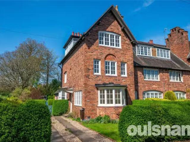 4 bedroom end of terrace house for rent in Acacia Road, Birmin.