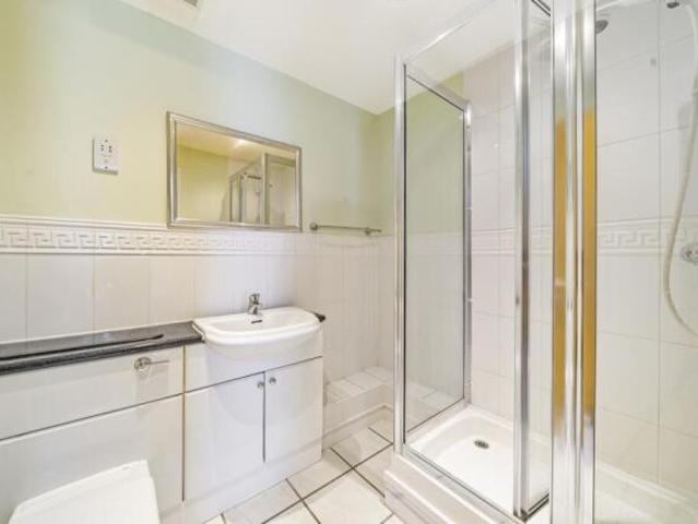 4 bedroom end of terrace house for rent in Alison Way Winchester SO22
