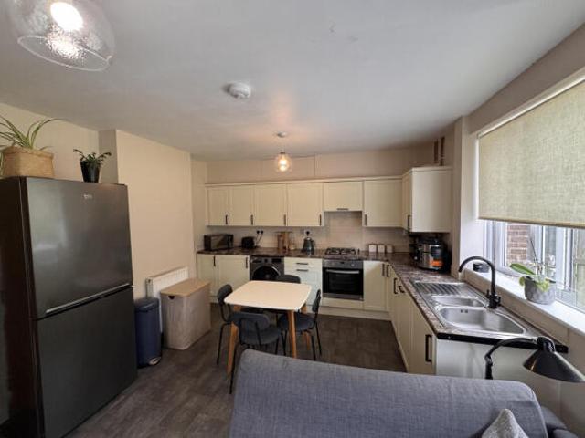 4 bedroom end of terrace house for rent in Ashton Avenue, Clifton, YO30