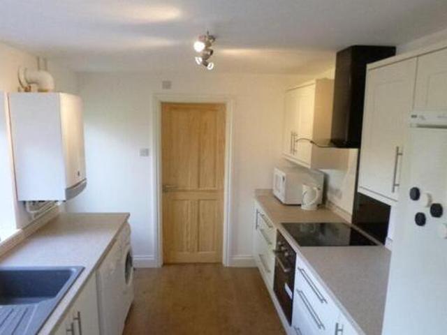 4 Bedroom End Of Terrace House For Rent In Beeston