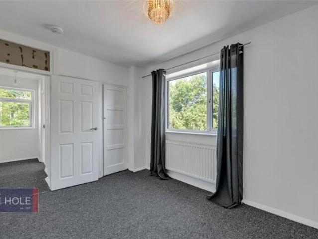 4 bedroom semi detached house for rent in Begbrook Drive, Bristol, Somerset, BS16