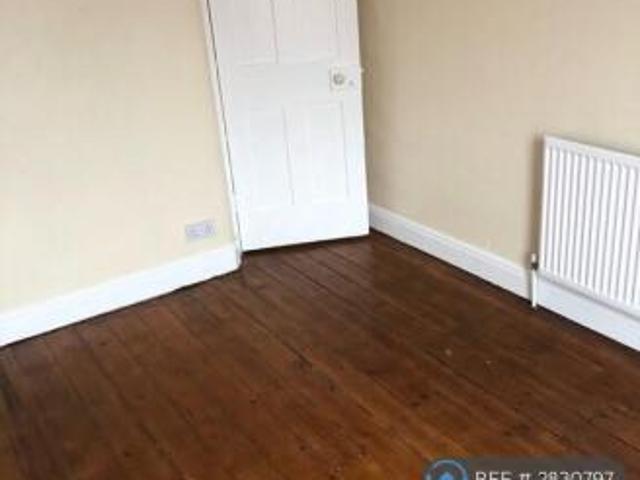 4 bedroom end of terrace house for rent in Granville Road, Sheerness, ME12