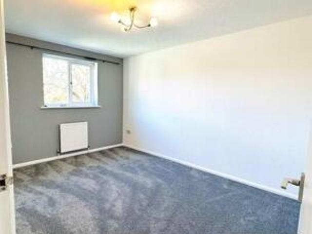 4 bedroom end of terrace house for rent in Grovehurst Road, Dartford, DA1