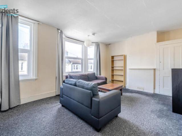 4 bedroom end of terrace house for rent in De Montfort Road, Brighton, East Sussex, BN2