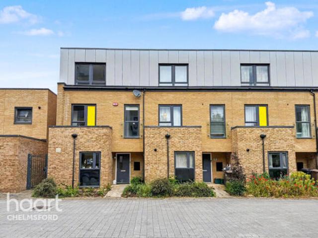 4 bedroom end of terrace house for rent in Dunn Side, CHELMSFORD, CM1