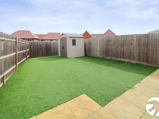 4 bedroom end of terrace house for rent in Emmeline Avenue, Weldon, Ebbsfleet Valley, Swanscombe, DA10