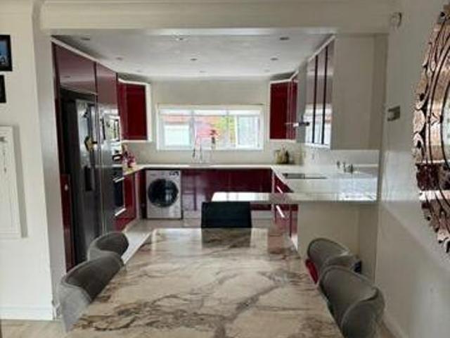 4 Bedroom End Of Terrace House For Rent In Enfield