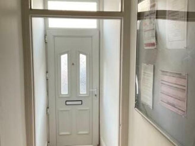 4 bedroom end of terrace house for rent in Edinburgh Road, Liverpool L7 8RF, L7