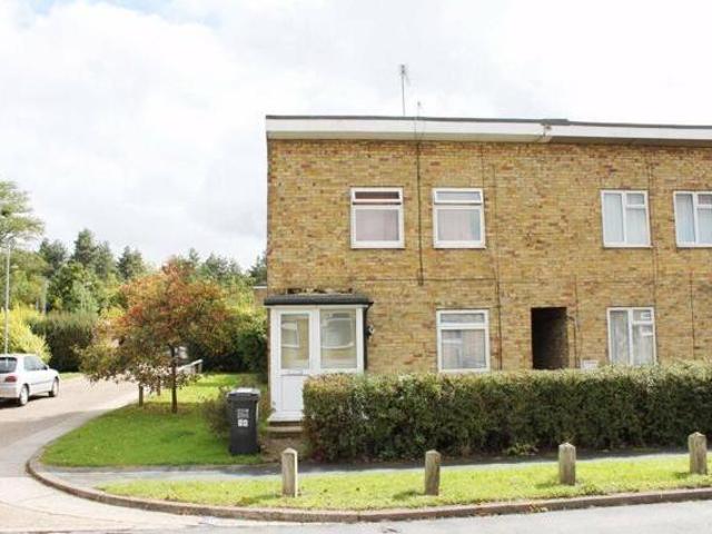 4 Bedroom End Of Terrace House For Rent In Hatfield