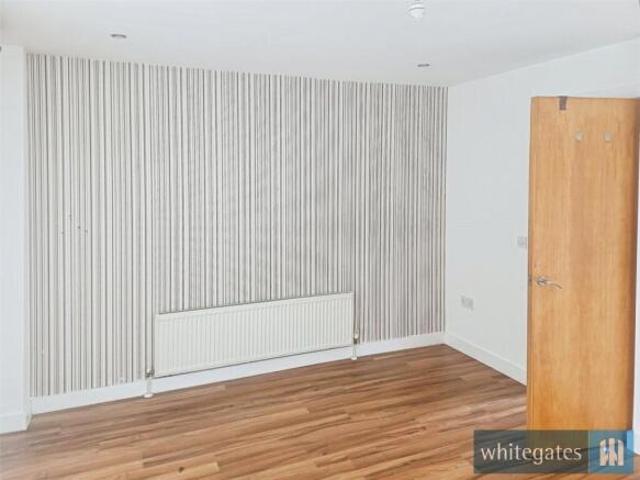 4 bedroom end of terrace house for rent in Hawthorne Drive, Liverpool, Merseyside, L33
