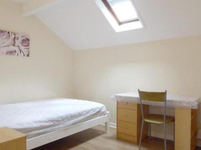 4 bedroom end of terrace house for rent in Lottie Road, Selly Oak, Birmingham, B29