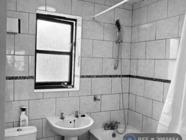 4 bedroom end of terrace house for rent in London, E1W