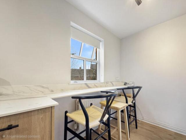 4 bedroom end of terrace house for rent in Lancelot Road, Bristol, BS16